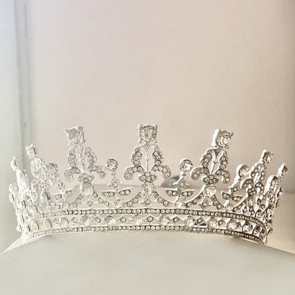 Accessories | Nwt Silver Princess Wedding Tiara Or Crown | Poshmark
